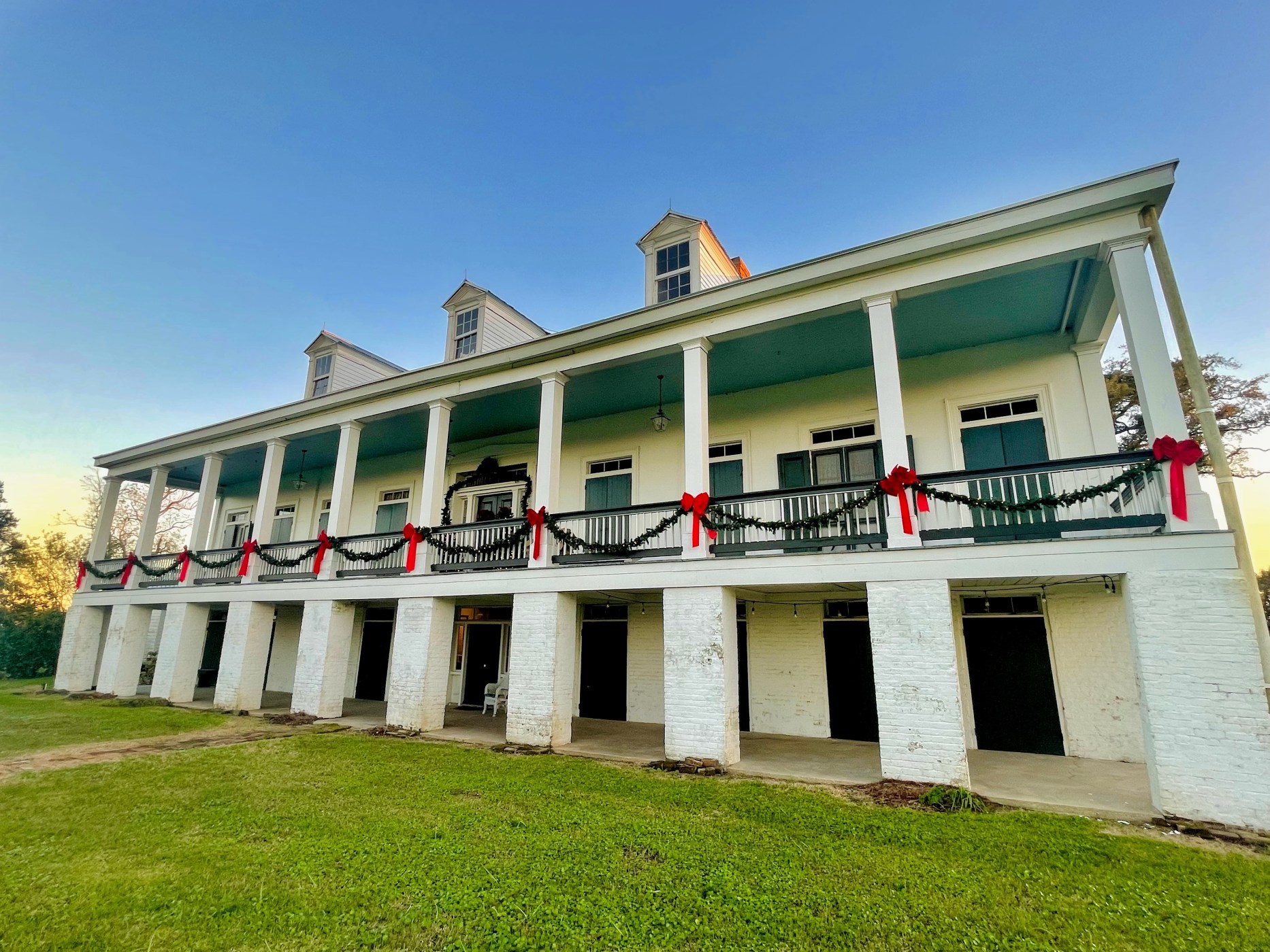 Cajun Holiday Bonfire Celebration | Visit New Orleans